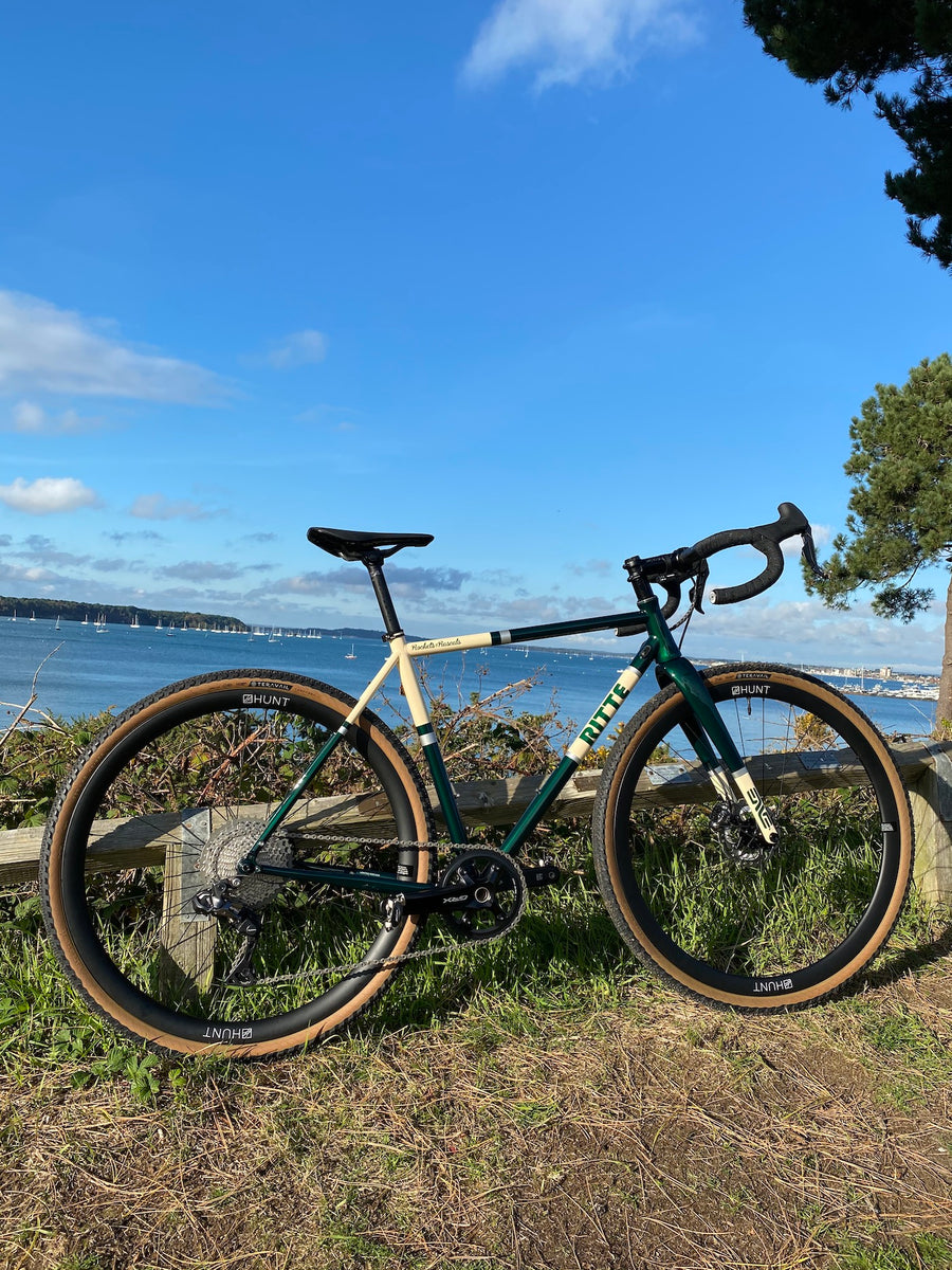 Ritte Satyr 700c Gravel Bike - Hunt - GRX – Rockets and Rascals Poole